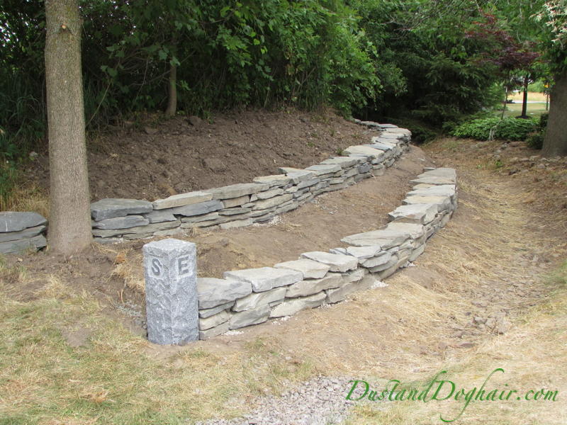 Dry Stack Concrete Block Retaining Wall